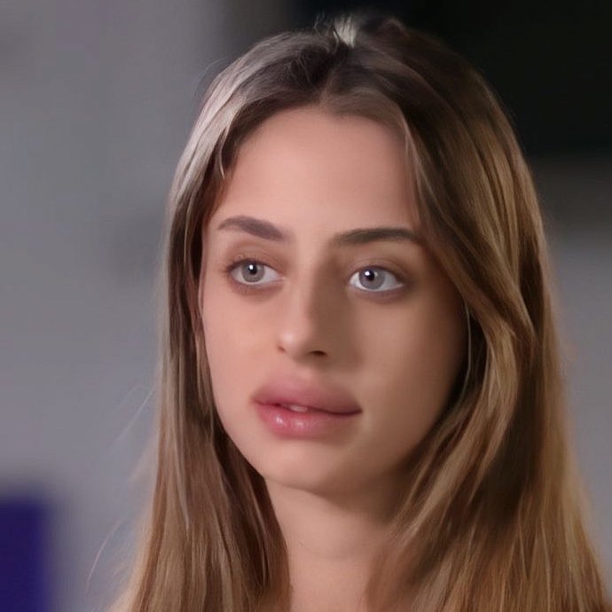 Dina Khalil's Instagram, Twitter & Facebook on IDCrawl