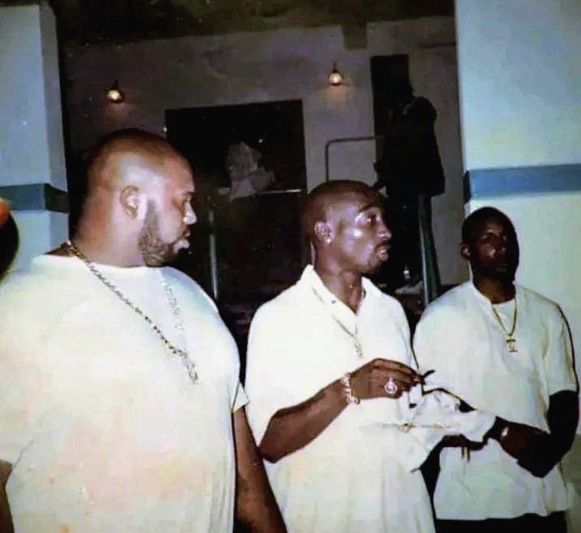 This guy little guy is responsible for the demise of 2pac. - Thread ...