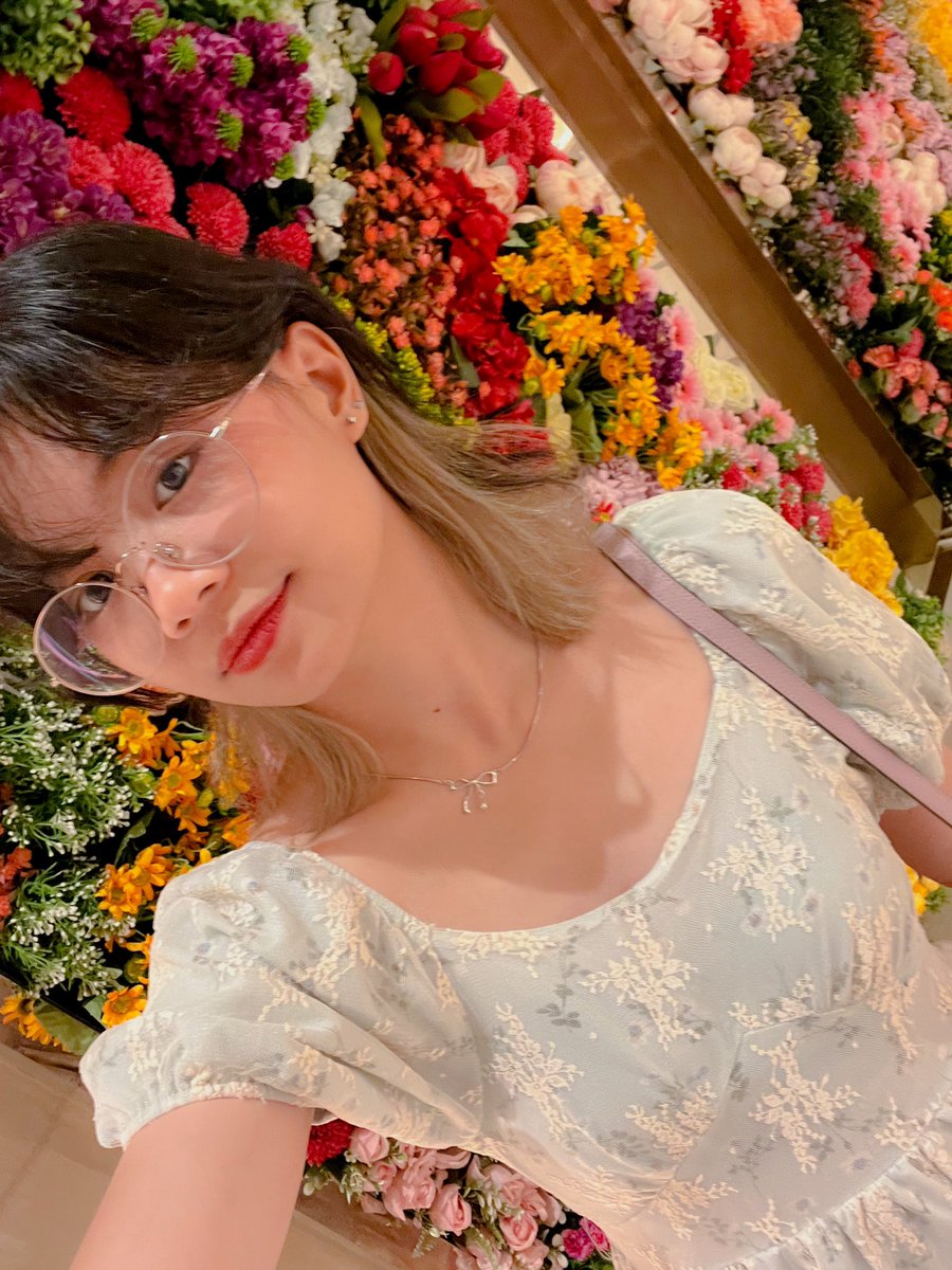 「happy holidays from soft bloom ⋆˚ ˖° 」|tabby のイラスト