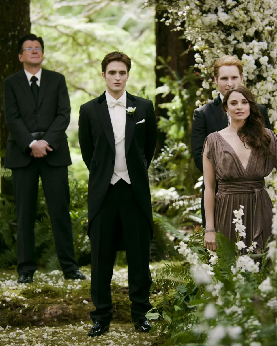 Edward And Bella Marriage Place Twilight Renaissance | Fanpage On X: