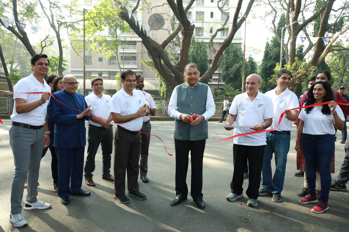 Chief Guest, Mr. Harish Mehta, Co-founder & first elected Chairman of ...