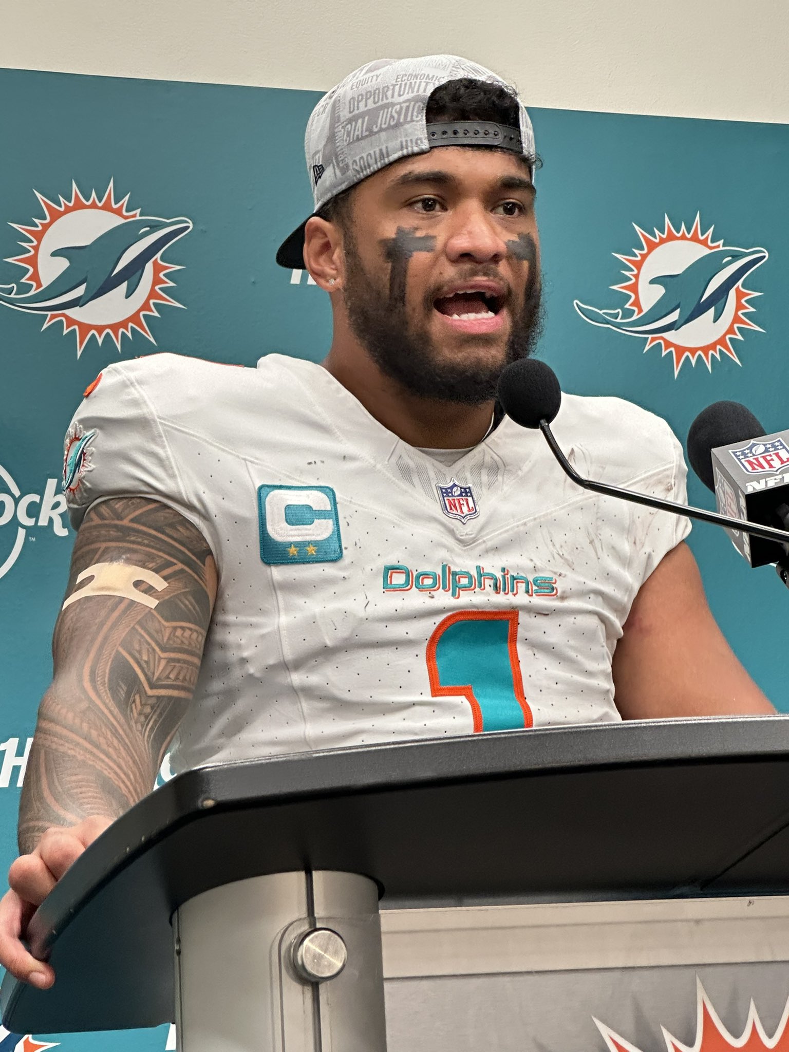 Wycd Logo Detroit Country Music Station WYCD FM | 99.5 FM WYCD