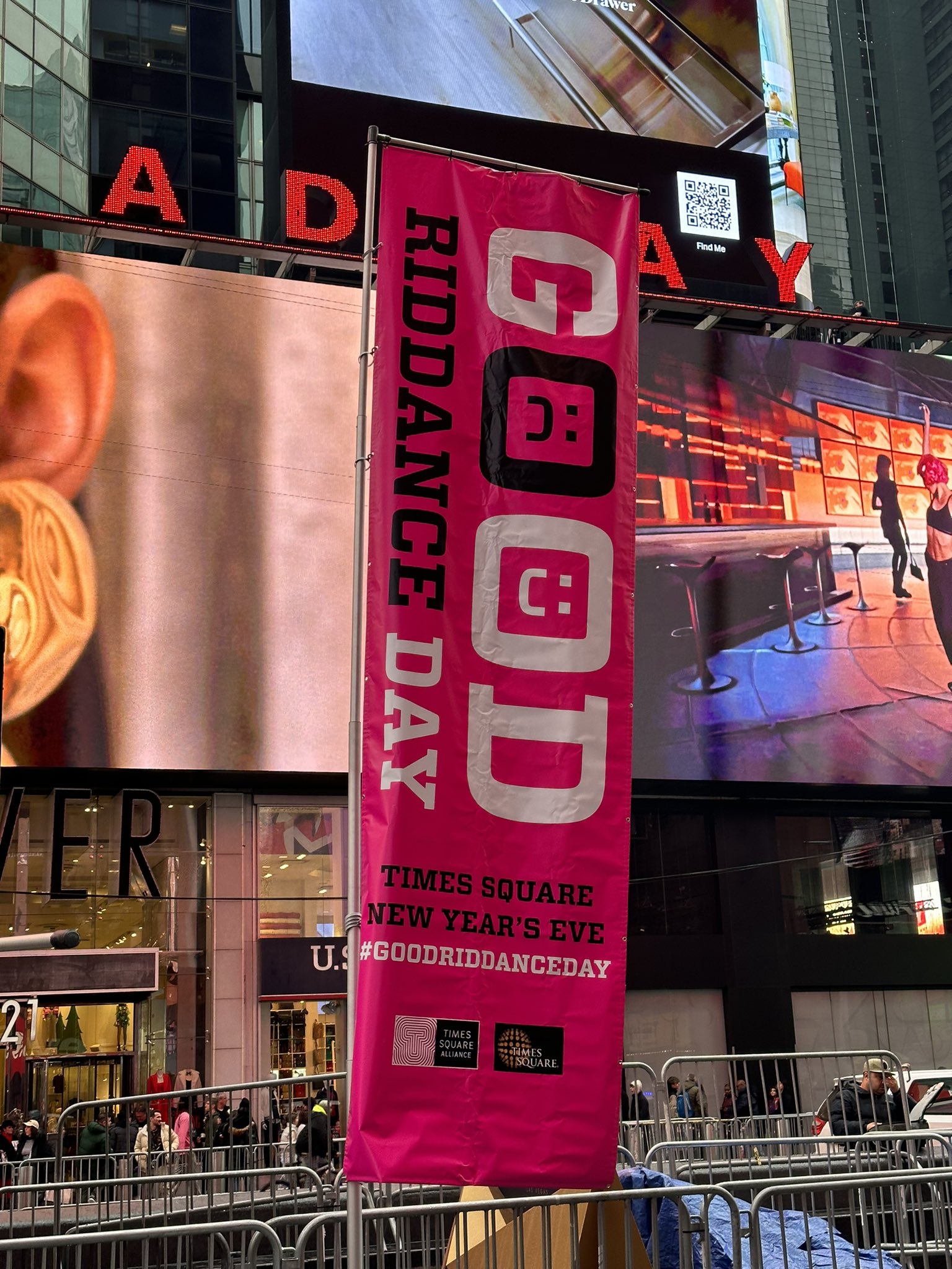 Times Square Alliance Logo Times Square Alliance | Times Square