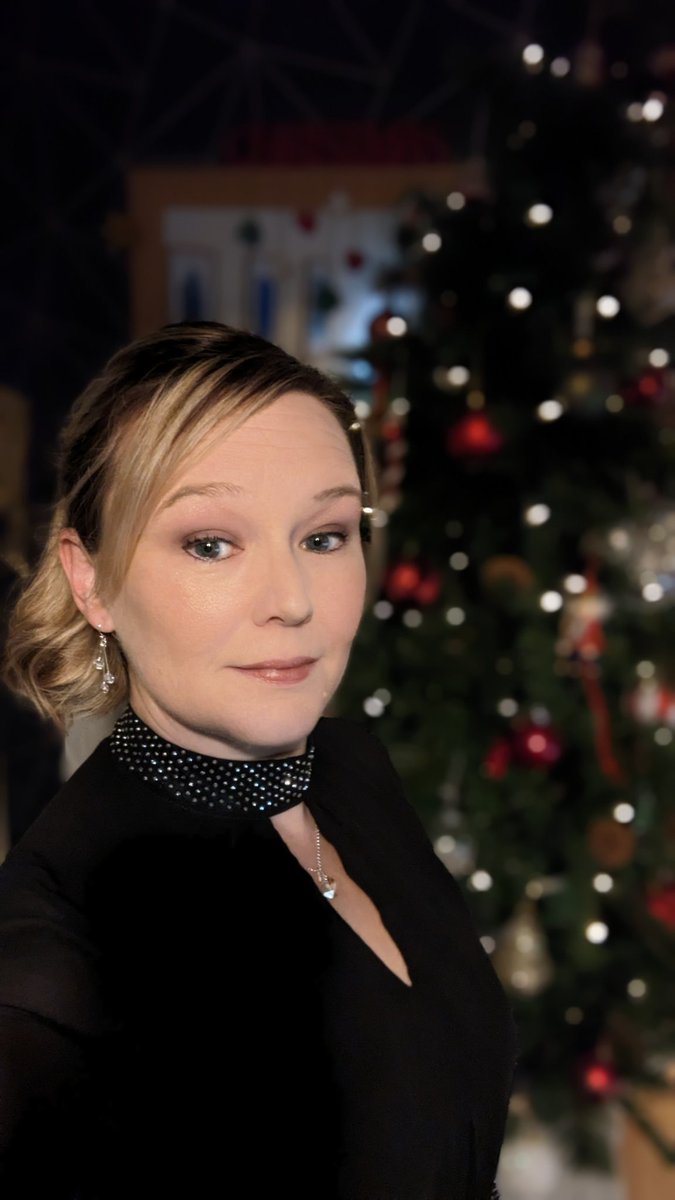 Sarah Dart's Instagram, Twitter & Facebook on IDCrawl