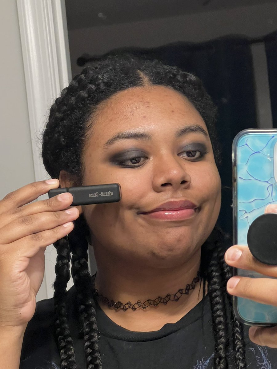 「Me vs how I draw myself」 ⛓Chainsaw Shan🪚 の漫画