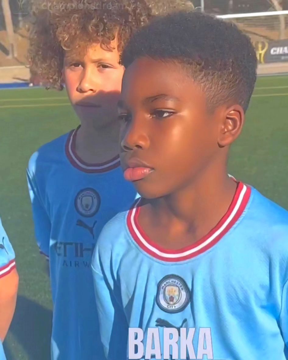 BARAKA SEIF MPANDA, Mtanzania wa kwanza Kuicheza Manchester City ...