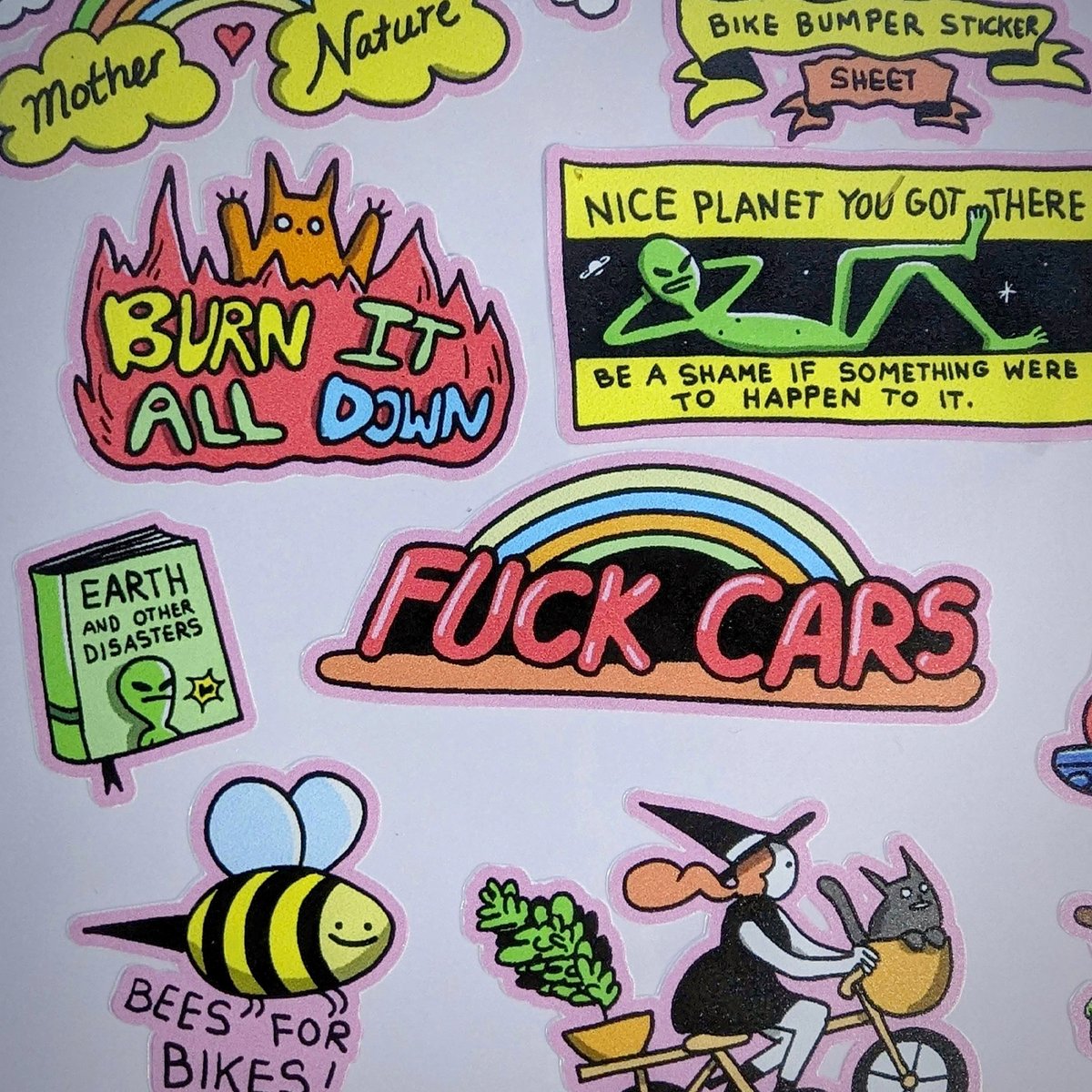 「Bumper Stickers for Your Bike 」𝐖𝐚𝐫 𝐚𝐧𝐝 𝐏𝐞𝐚𝐬 🌜🌛の漫画