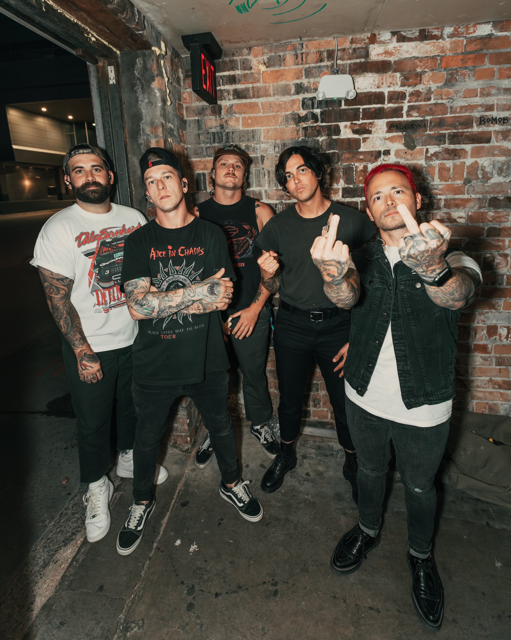 Sleeping With Sirens Sleeping With Sirens Twitter Q&A @HotTopic