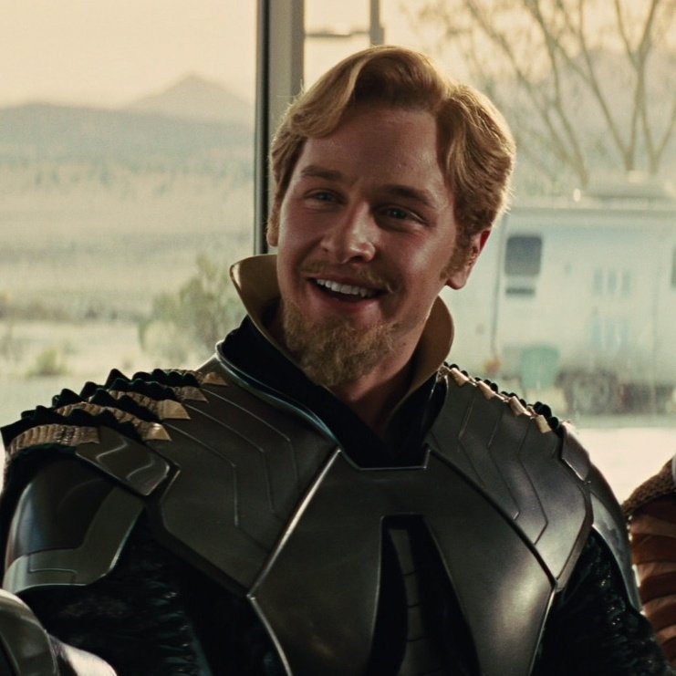 Josh Dallas Thor Fandal