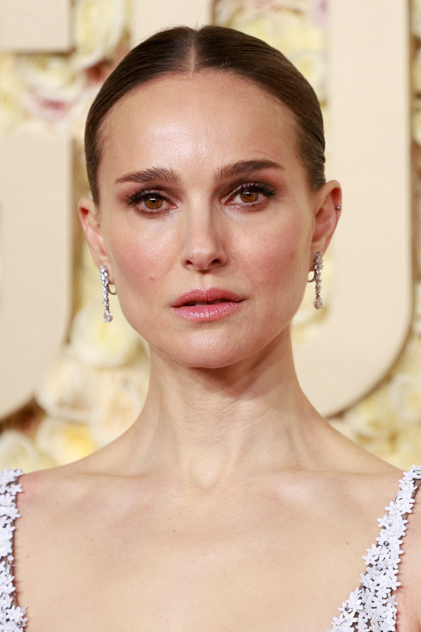 Capelli Natalie Portman 2024
