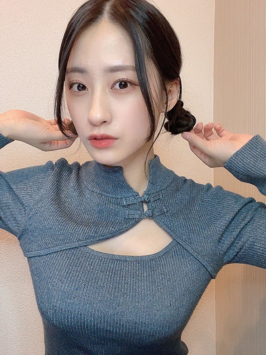 【画像51枚】澄田綾乃、おっぱいの谷間で男達を魅了させてしまうwwwwwwwwwwwwwwwwwwww : 気になる芸能まとめ