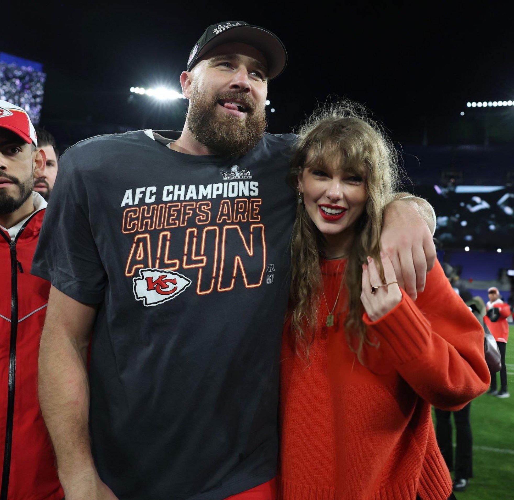 Matt Saracen En Julie Taylor Friday Night Lights S1.E22 “State”