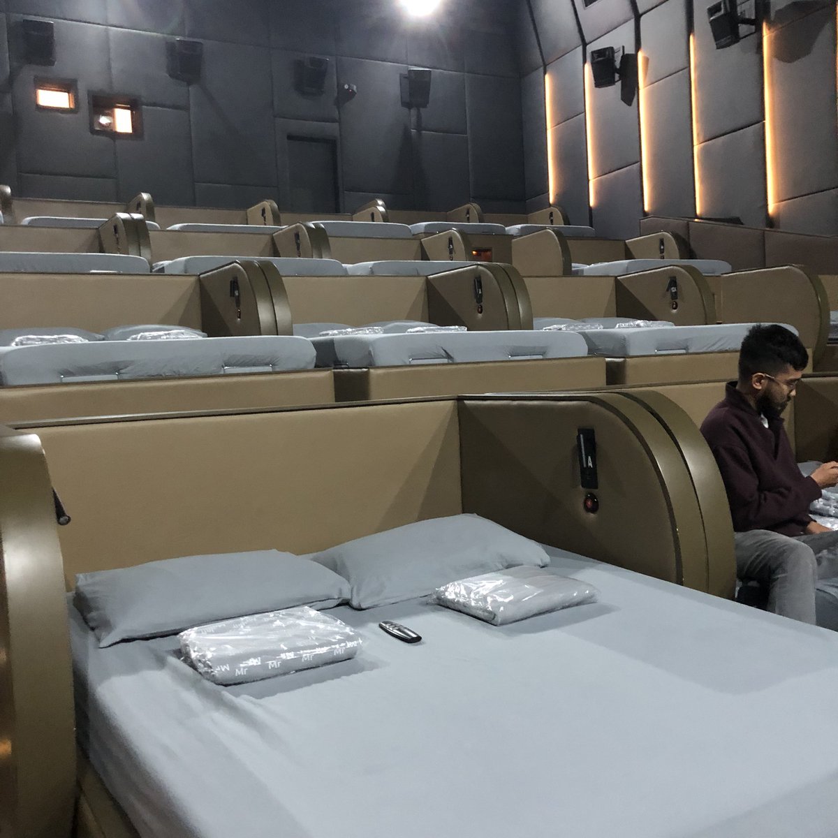 伊勢鈴蘭 八木栞 ゲスト：中島卓偉 60TRY部 ラジオ日本 ラジオ関西 ぎふチャン 18:00～21:00 ﾏｰﾀﾘｽﾚ