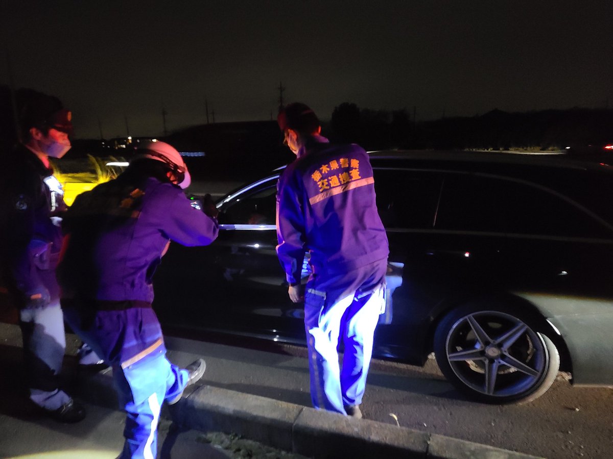 違法改造車カス「フルスモで捕まって透過率計来る前に剥がしたら剥がしたフィルムを測られました」 [866556825]