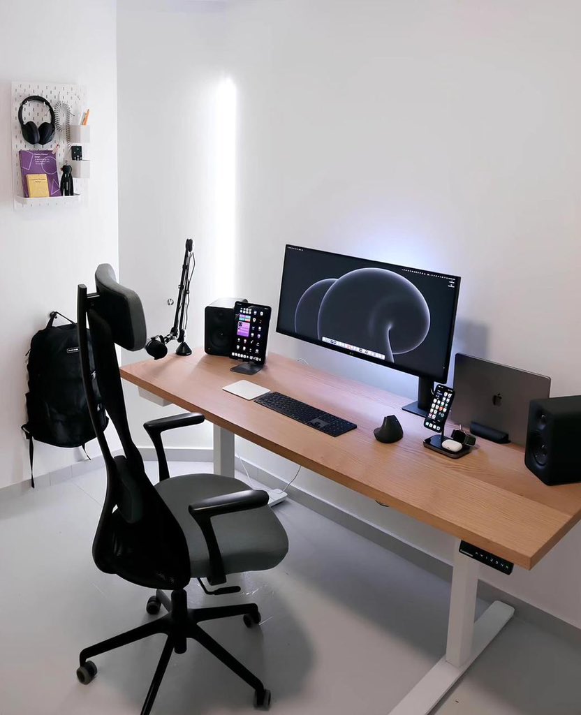 Adarsh Chetan's Threads – Thread Reader App