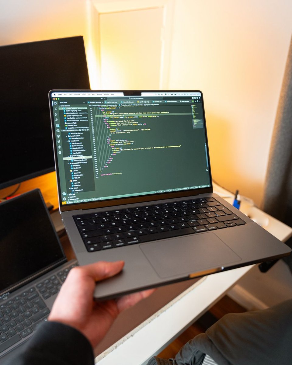Ryan Lazuka's Threads – Thread Reader App