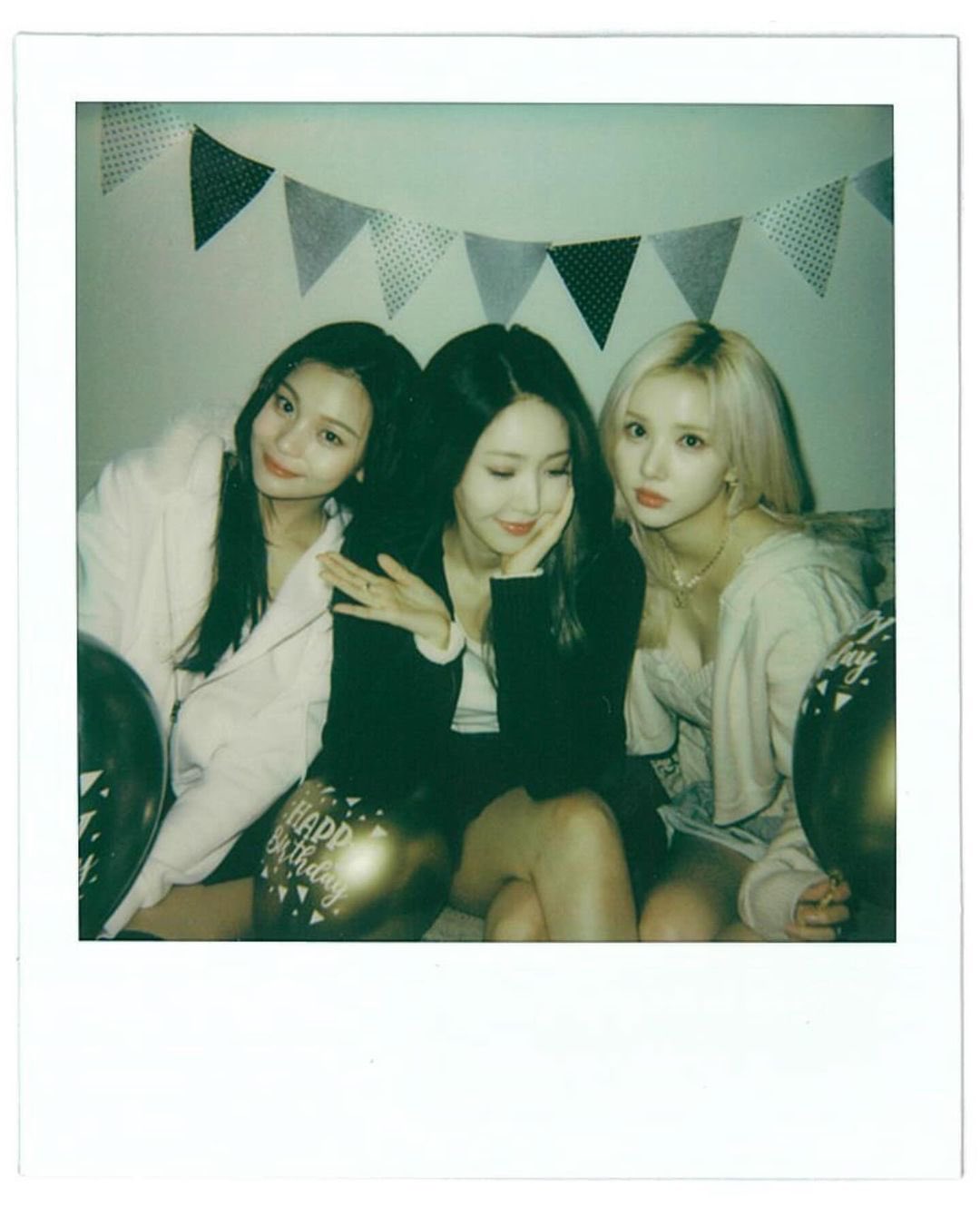 [BUDDY+Na.V+LUVU+WOORIN] MANIAC逆行上上上 銀河來港又唔叫 (40) | LIHKG 討論區