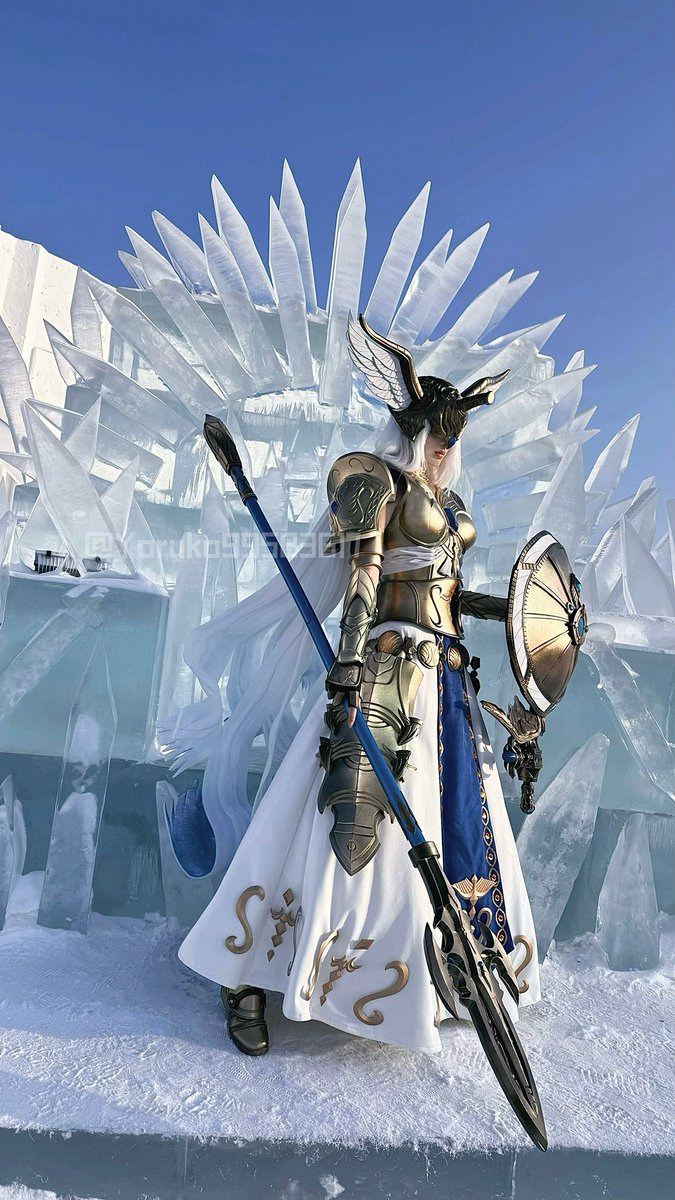 The ice festival in Harbin! Halone #ffxiv #ff14 #cosplay