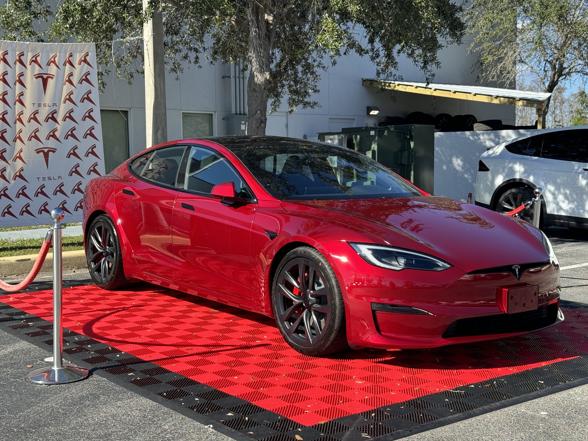 Tesla Model S Red Tesla Model S 100D LUCHTVERING, CCS, PREMIUM SOUND,