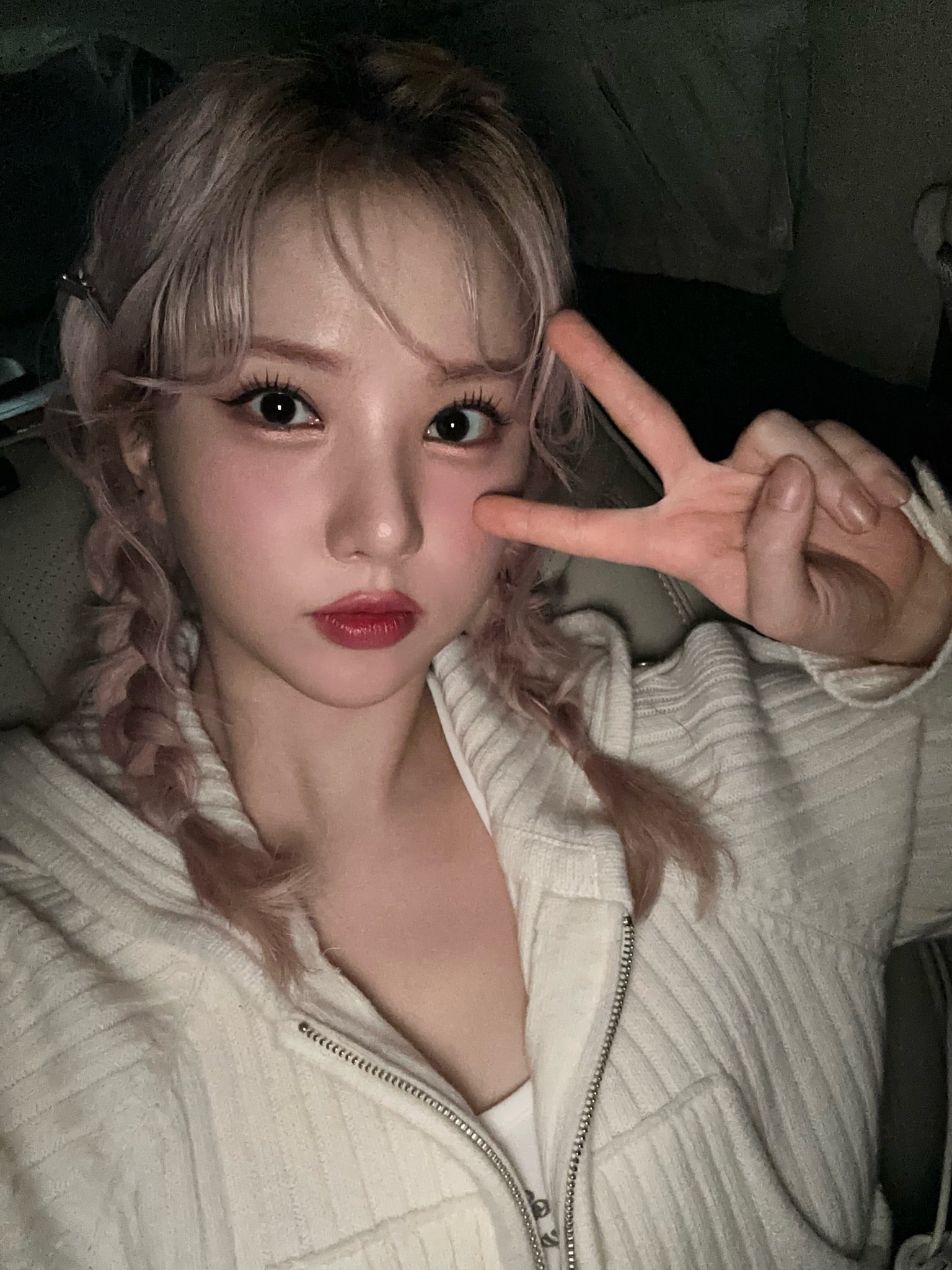 [BUDDY+Na.V+LUVU+WOORIN] MANIAC逆行上上上 銀河來港又唔叫 (40) | LIHKG 討論區