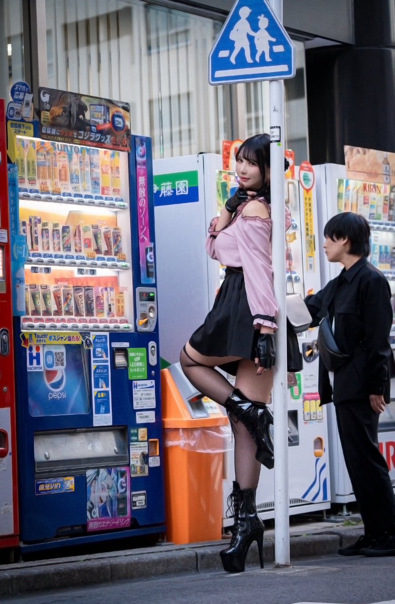 閒聊 超高身長地雷系女子cosplay Ptt Hito