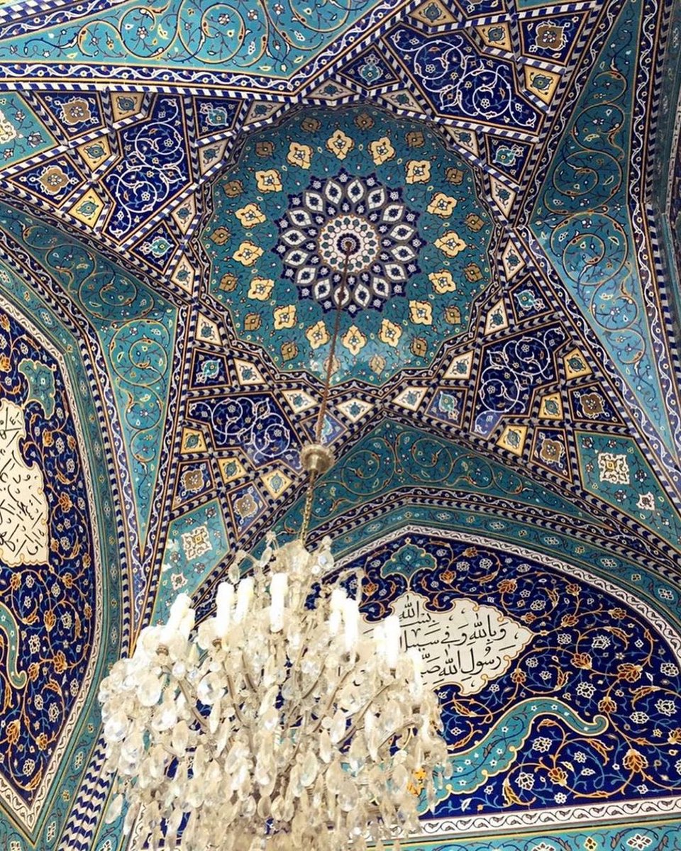 Did you know Mosque ceilings are designed to reflect the magnificence ...