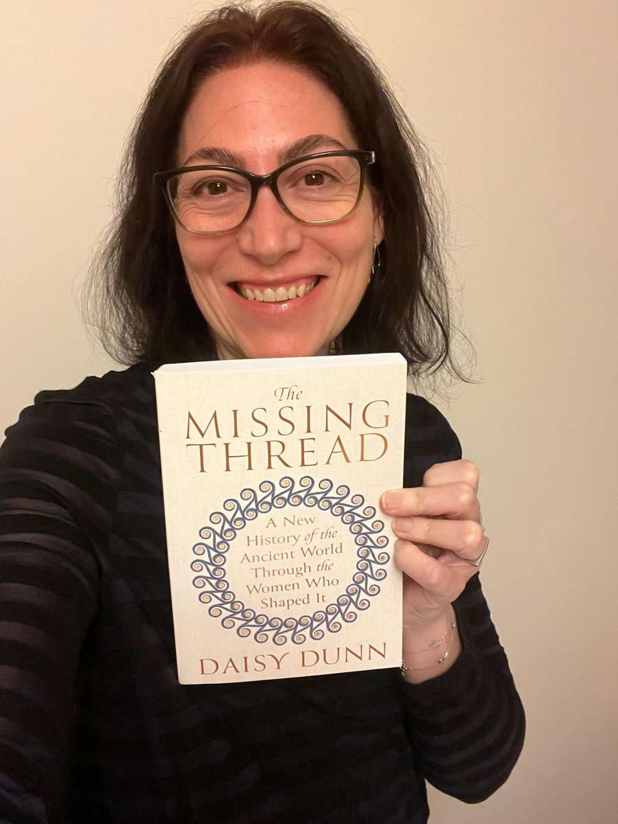 Daisy Dunn's Instagram, Twitter & Facebook on IDCrawl