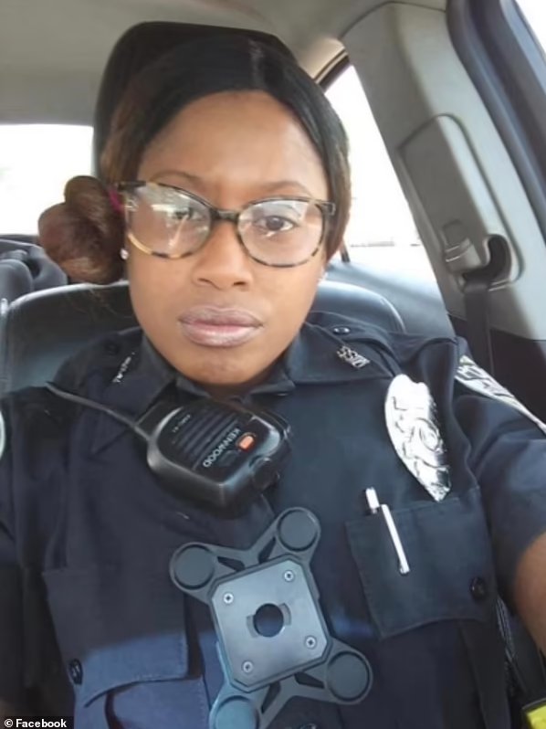 Robin Conner's Instagram, Twitter & Facebook on IDCrawl