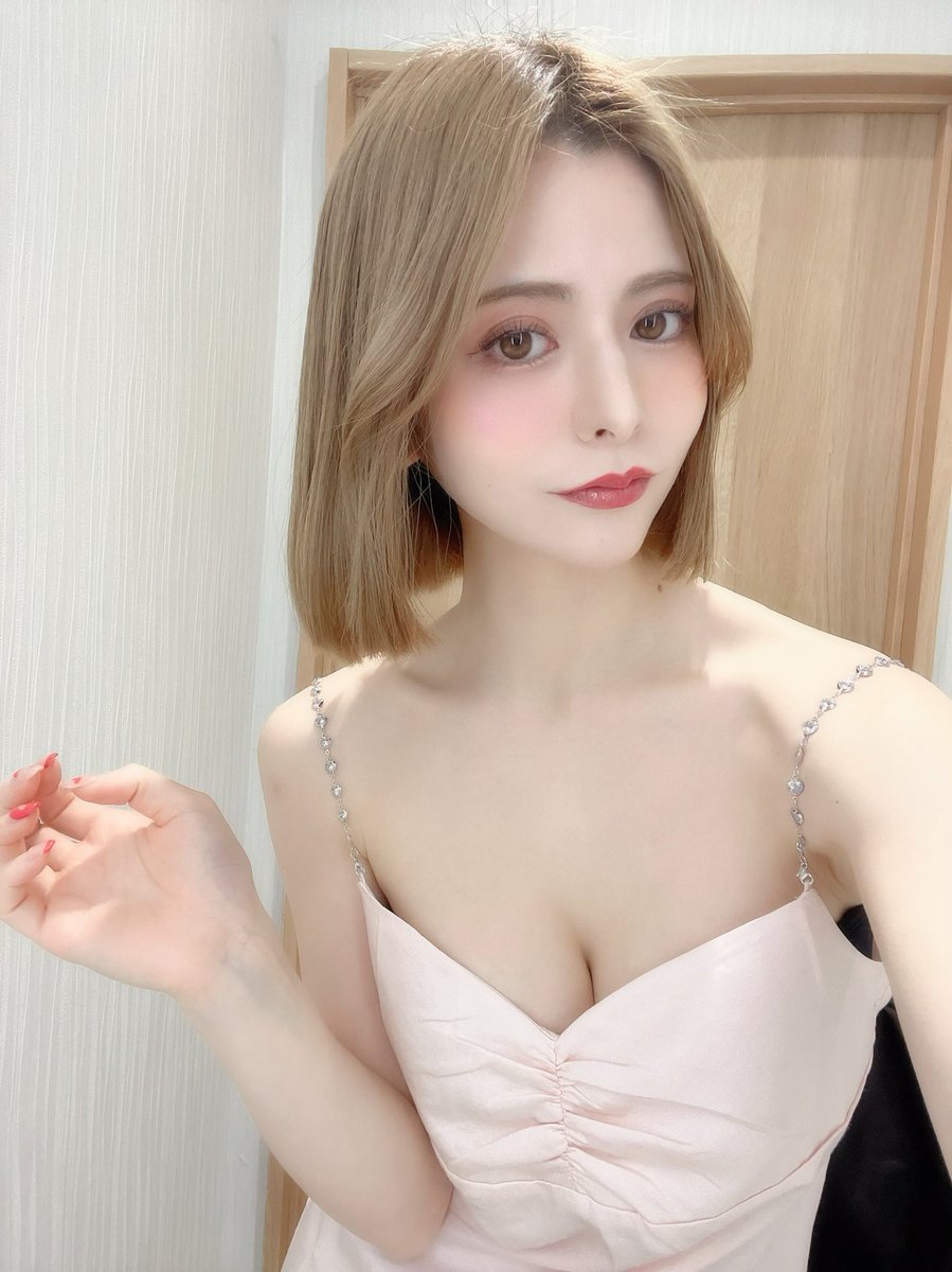 紅羽 祐美 M字でバズるひと(@kure_yumi) さんの裏垢画像・動画 – 裏垢女子ランキングナビ