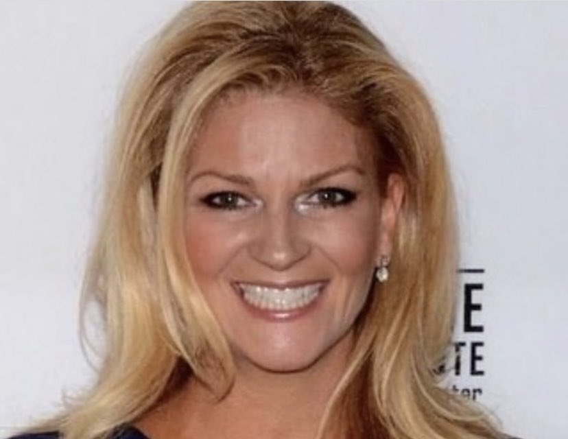 Toni Wayne's Instagram, Twitter & Facebook on IDCrawl