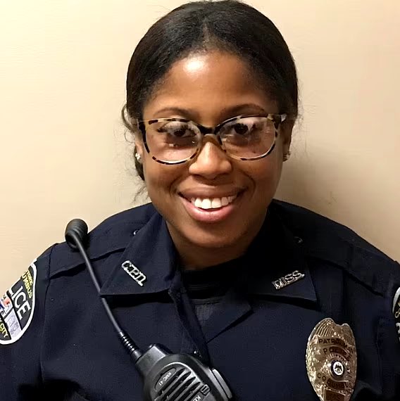 Robin Conner's Instagram, Twitter & Facebook on IDCrawl