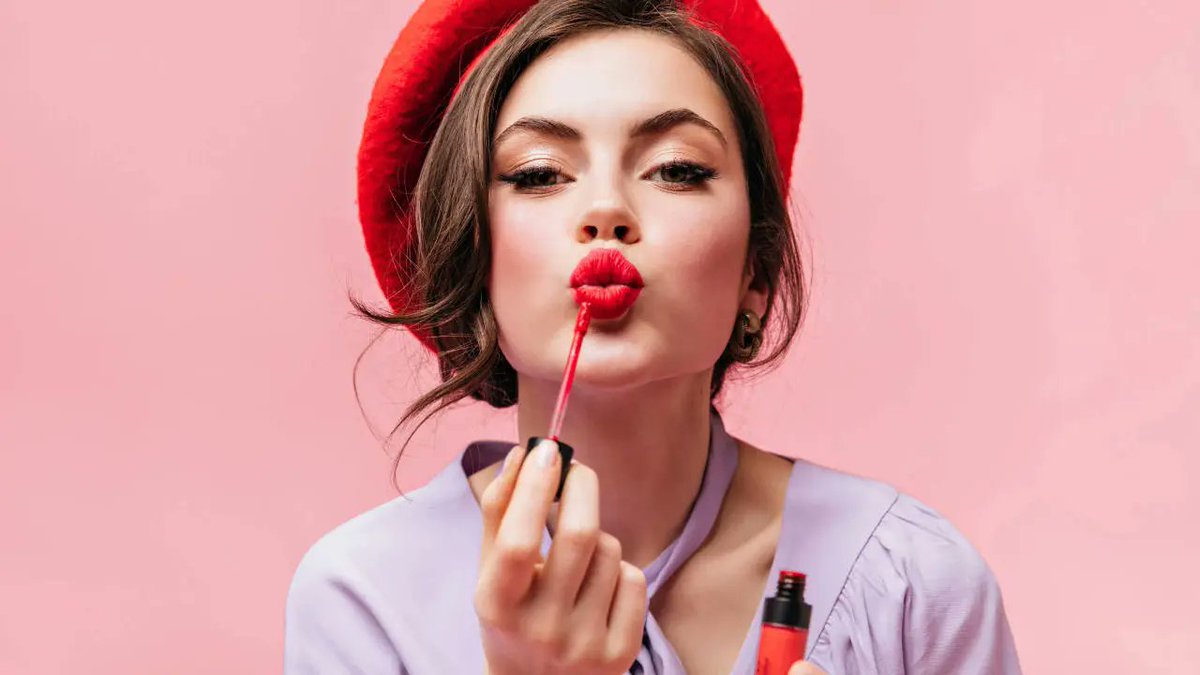 How lipsticks and men's underwear can predict a recession? Here are ...