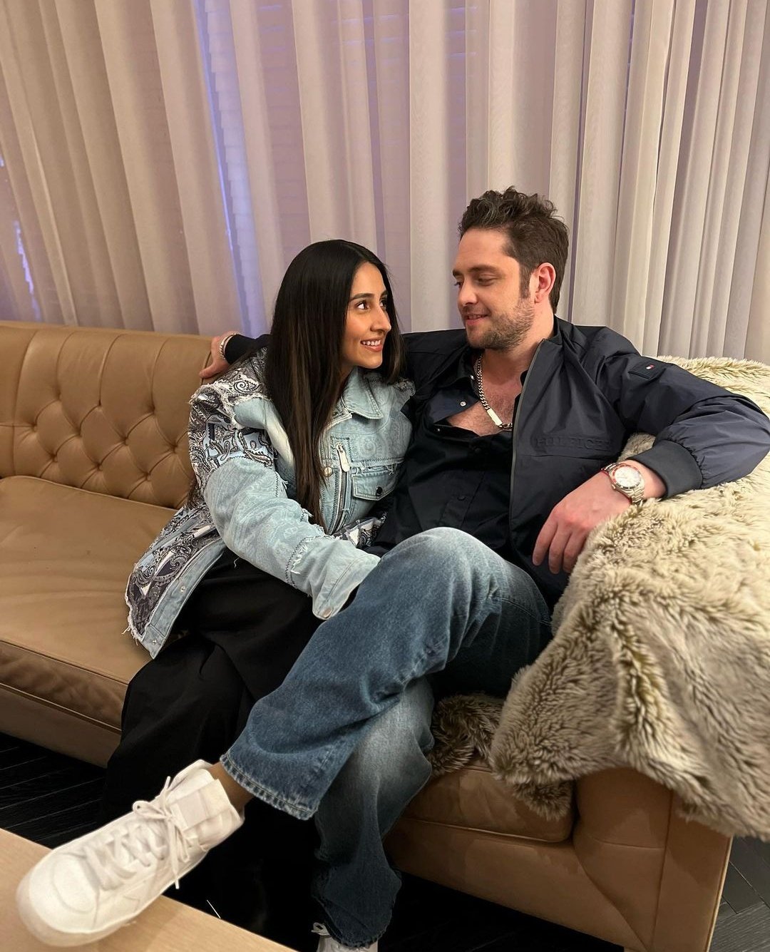 Christopher Uckermann 2014 Novia Christopher Uckermann Dá Resposta