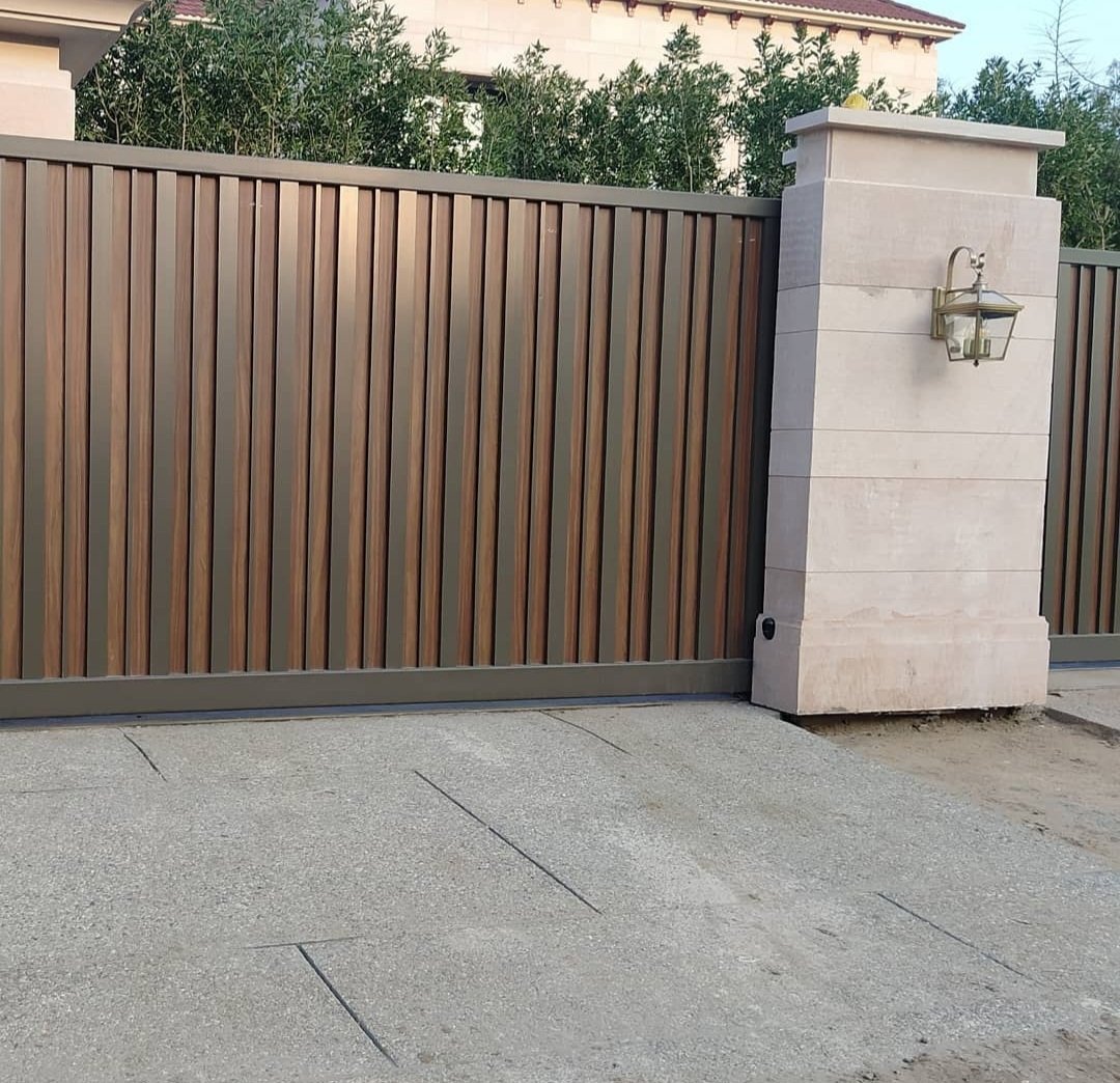 Simple Sliding Gate Design