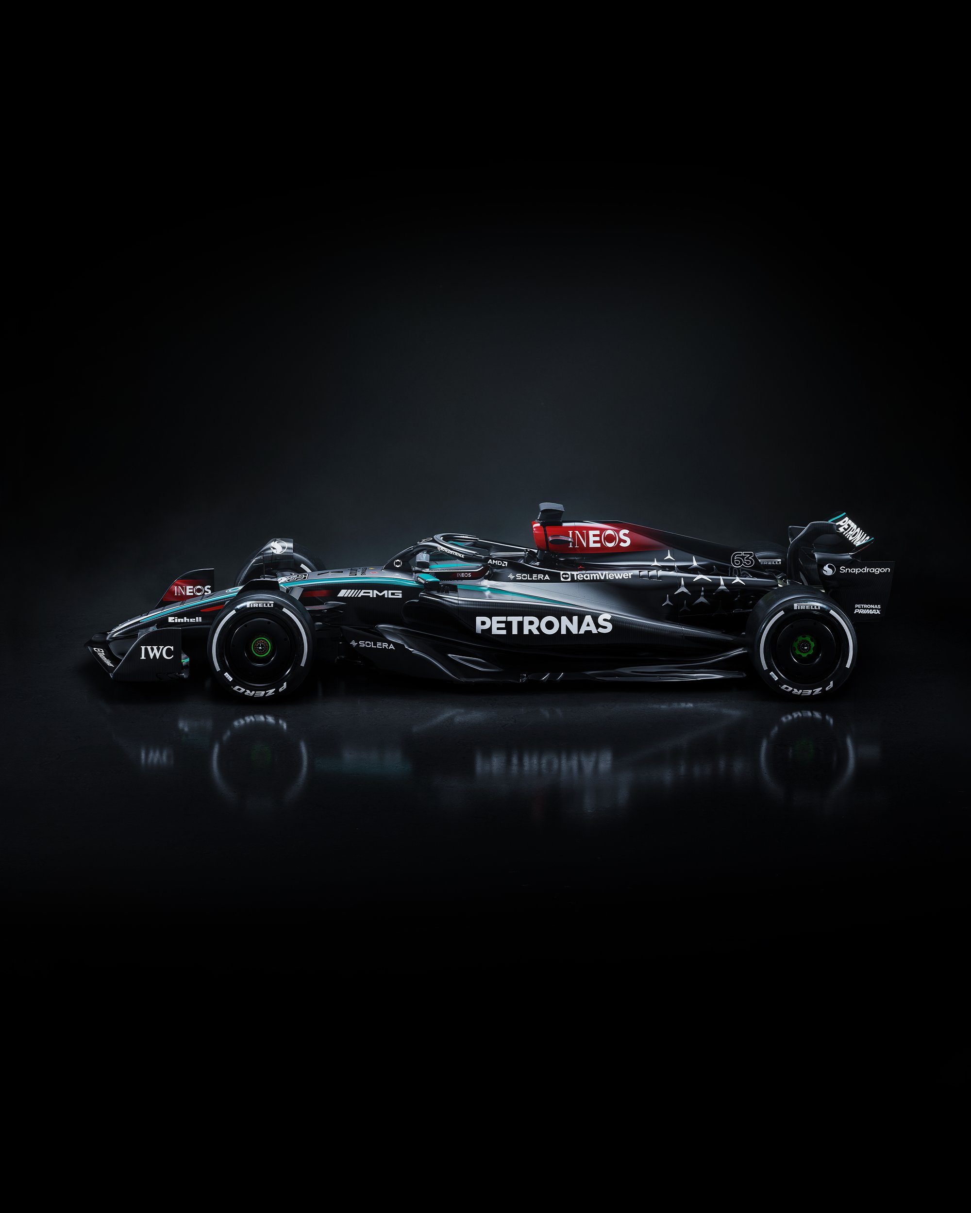 Mercedes W15 officieel voorgesteld: zwart en een terugkeer naar zilver - F1journaal.be ...
