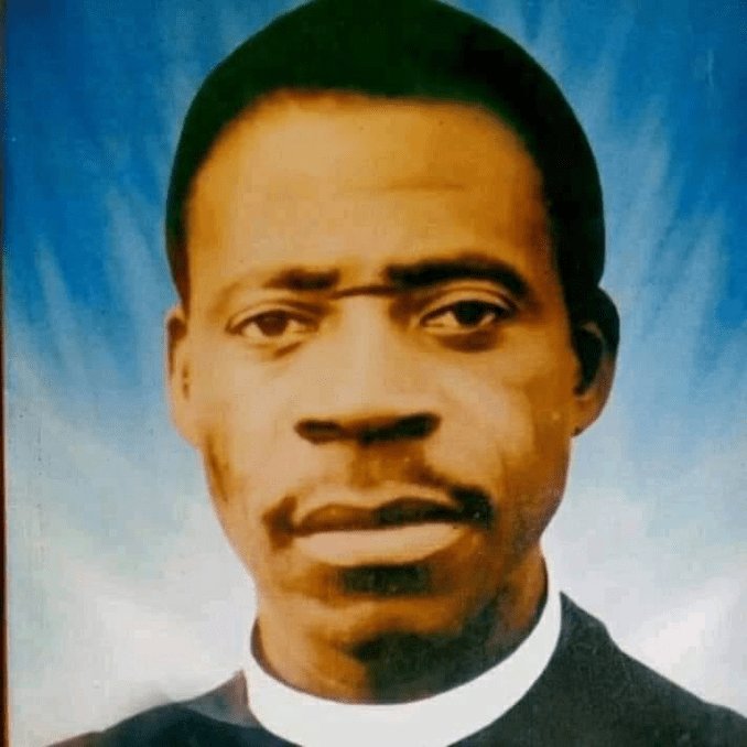 Ayo Babalola's Instagram, Twitter & Facebook on IDCrawl