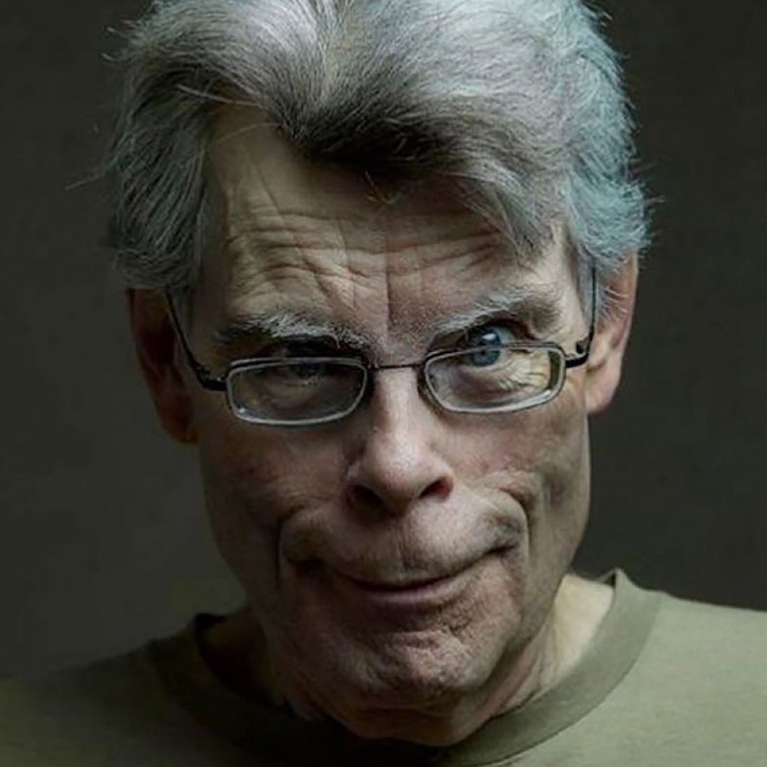 Robert Hohl's Instagram, Twitter & Facebook on IDCrawl