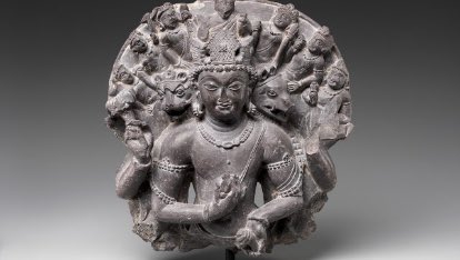 𝗔 𝗛𝗶𝘀𝘁𝗼𝗿𝗶𝗰𝗮𝗹 𝗧𝗵𝗿𝗲𝗮𝗱: In ancient India, temples and other sacred sites ...