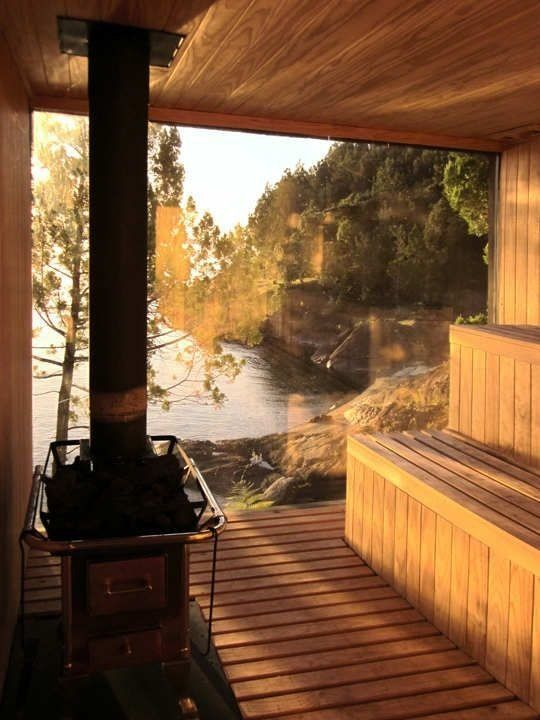 When sweating in a sauna: pay a particular attention to the body part ...