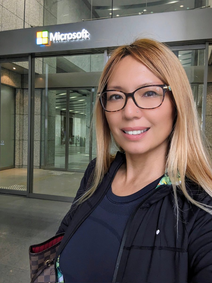 Lee Stott's Instagram, Twitter & Facebook on IDCrawl