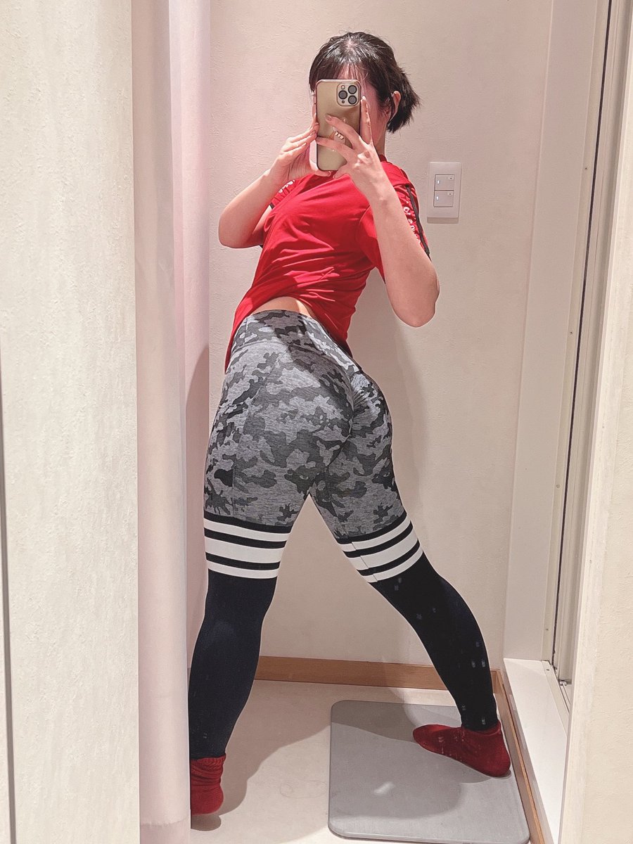 凛々奏国宝級美巨尻106cm(@ohshiri2ki) さんの裏垢画像・動画 – 裏垢女子ランキングナビ