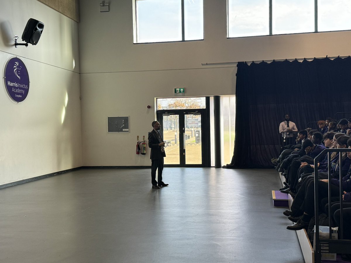 Welcome From the Head of Academy - Harris Invictus Academy Croydon