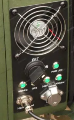 Russian soldier with the latest Backpack Anti Drone Jammer... https://t ...