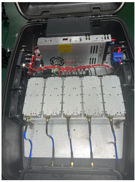 Russian soldier with the latest Backpack Anti Drone Jammer... https://t ...