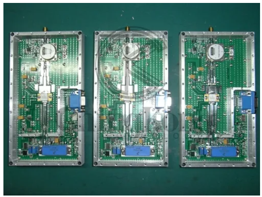 Russian soldier with the latest Backpack Anti Drone Jammer... https://t ...