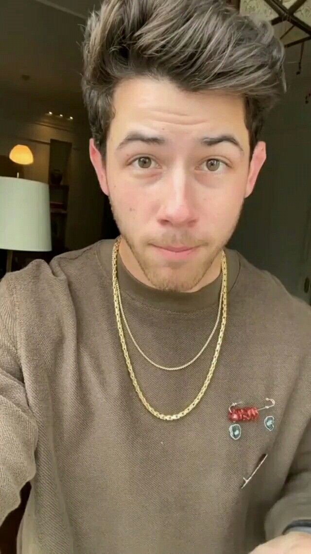 Erin Cell's Instagram, Twitter & Facebook on IDCrawl