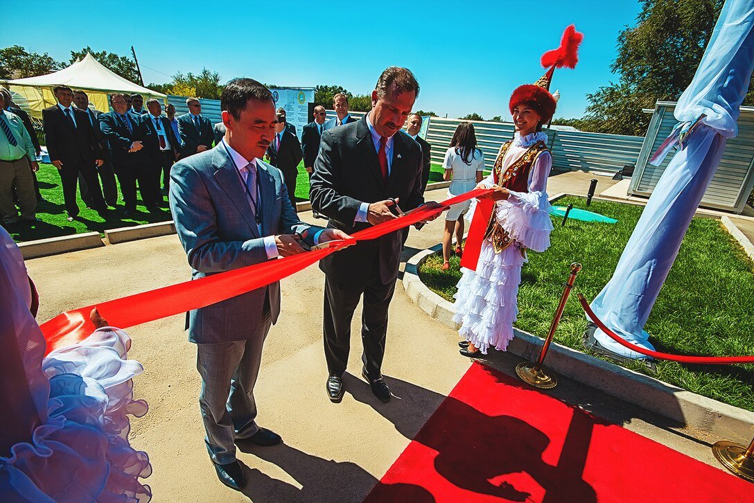 Billy Bostickson 🏴👁&👁 🆓's Threads – Thread Reader App