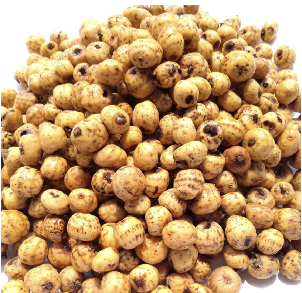 Who knows about this super food right here? 🤔 They’re called tiger nuts ...