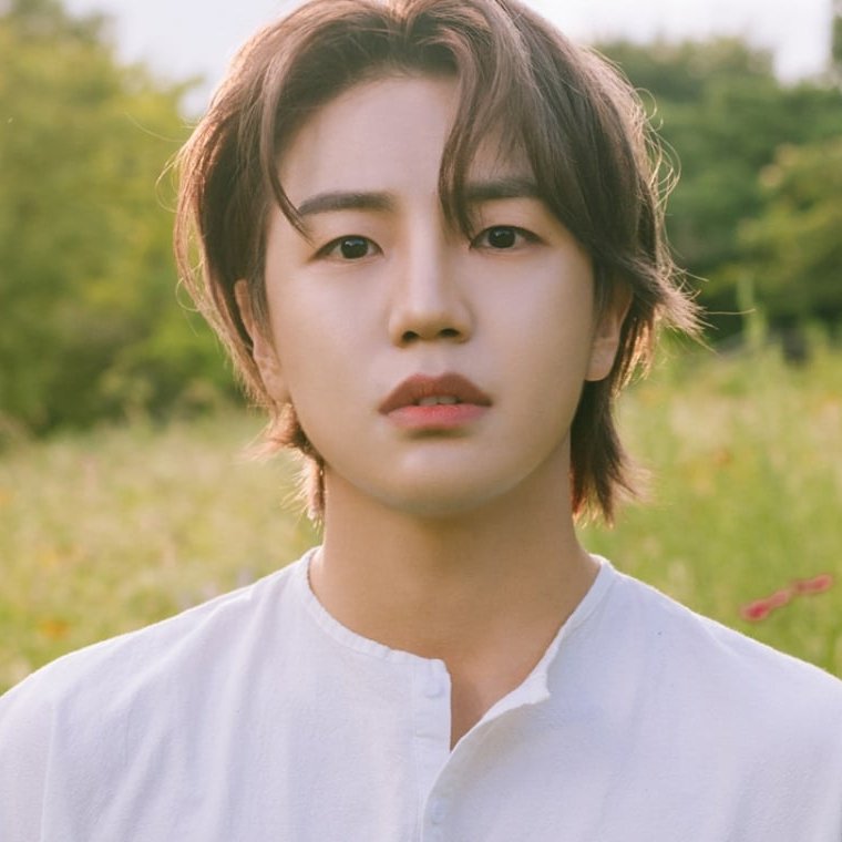 Ace Lee's Instagram, Twitter & Facebook on IDCrawl