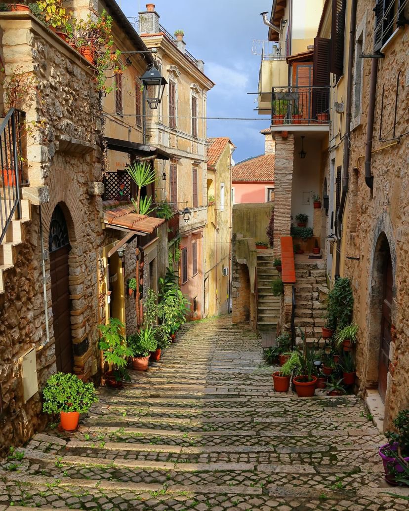 Everyone knows the major tourist spots in Italy. Let’s take a look at ...